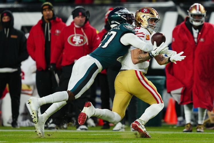 49ers' George Kittle carted off with right Achilles tendon injury in ...