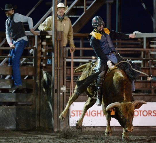 Back from a broken leg, Keenan Kvamme shines in bull riding at Montana ...