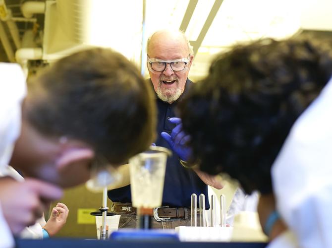 Molecule man: Bill McLaughlin is chemistry's storyteller | Everyday ...