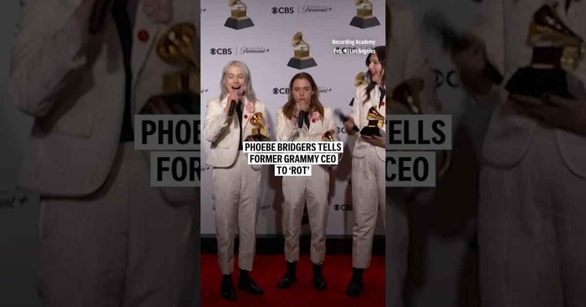 Phoebe Bridgers tells former Grammy CEO to ‘rot’ | | bradfordera.com Phoebe Bridgers tells former Grammy CEO to ‘rot’ | | bradfordera.com