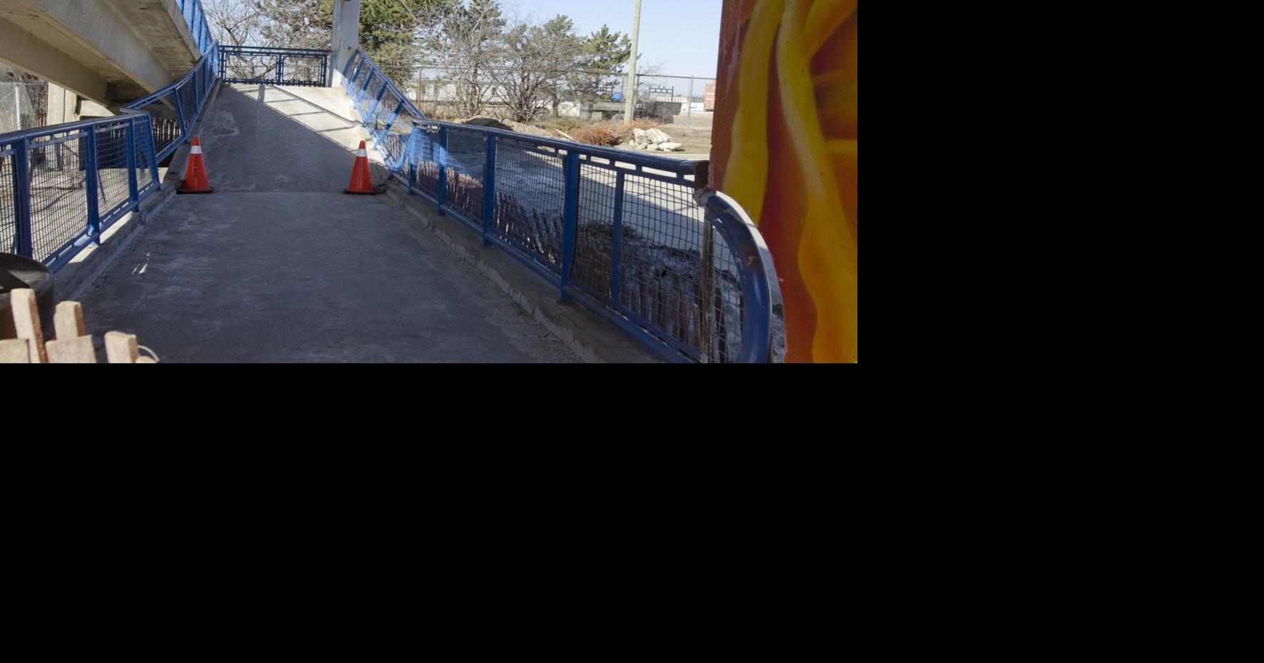 Partial bridge collapse a mystery