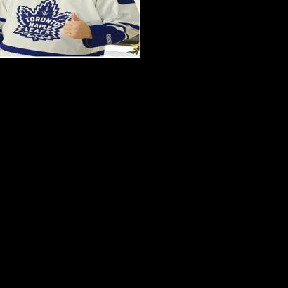 Cop shot at courthouse heading home