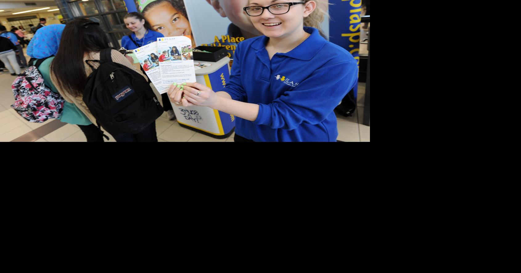 Students explore volunteering options