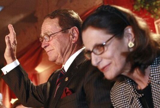 Kaneffs honoured at gala | VIDEO