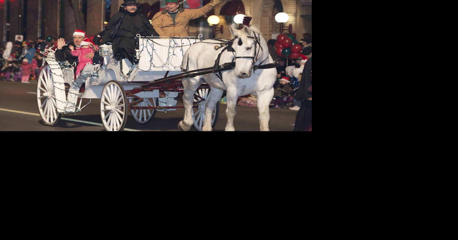 Carriage rides downtown