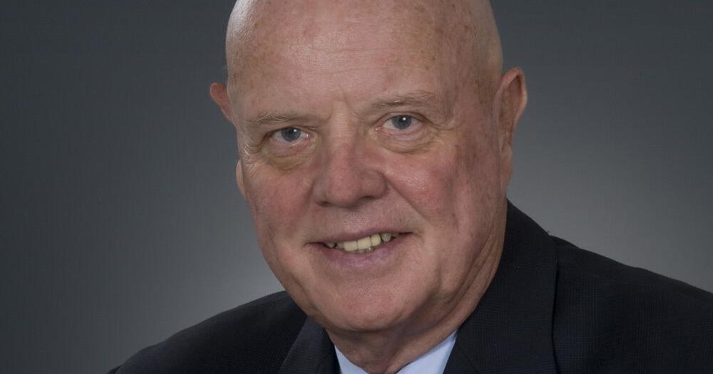 LHIN members honoured with jubilee medals