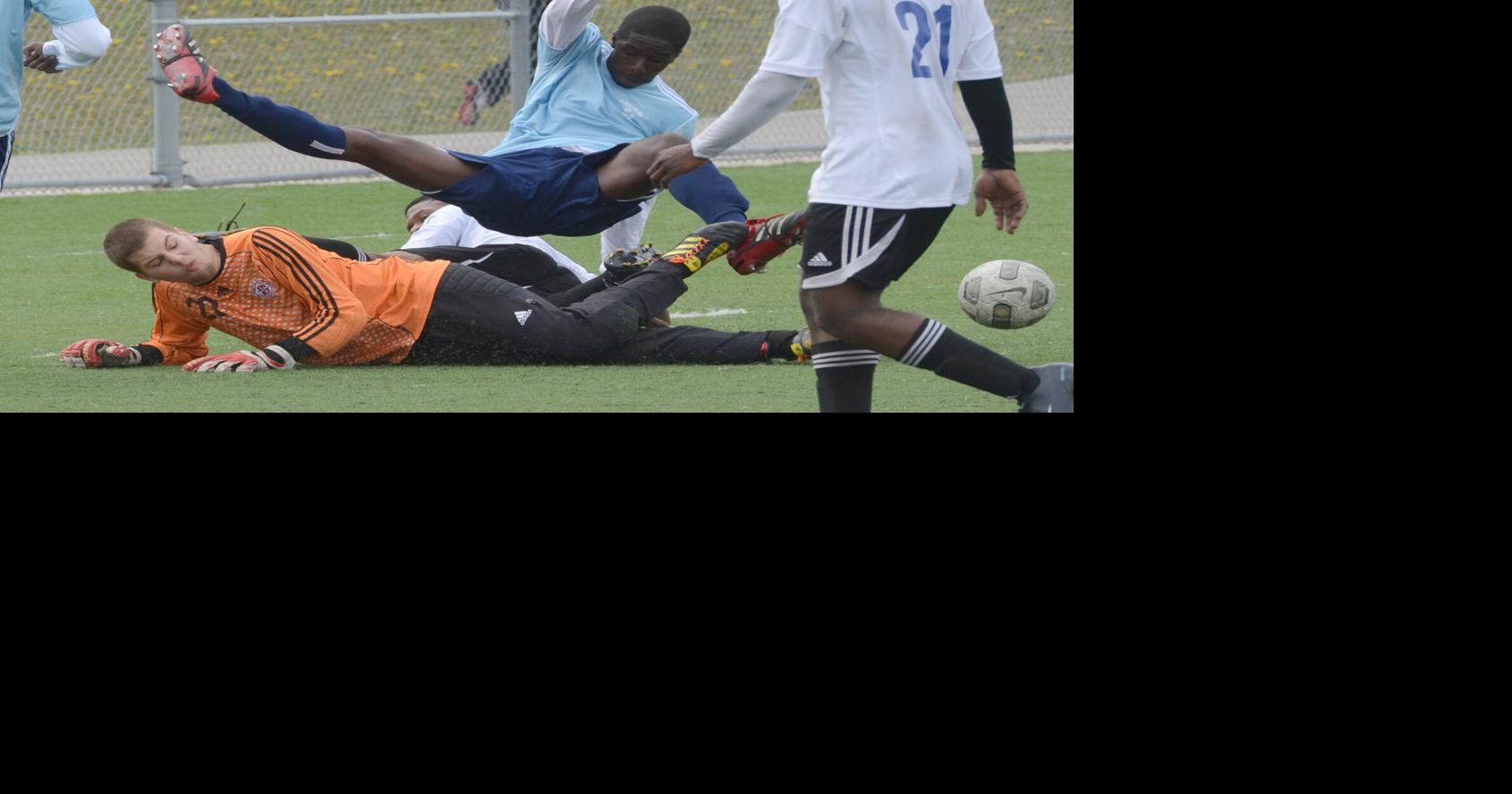 Short-handed Lancers fall to Panthers