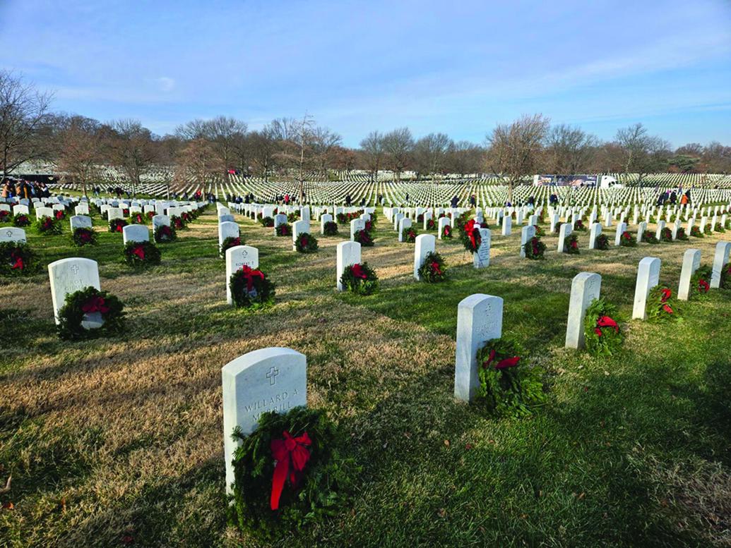 C of O students travel to D.C. to lay wreaths for fallen veterans ...