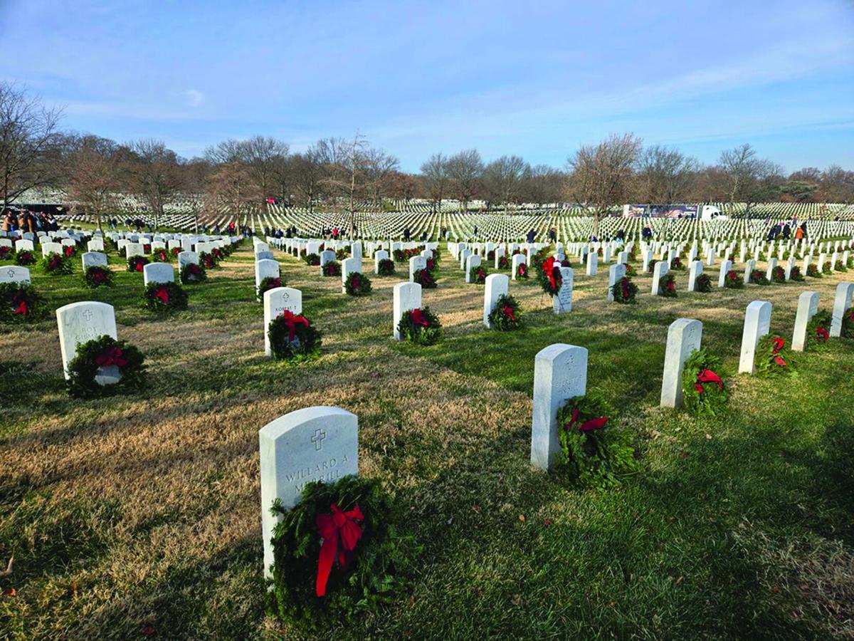 C of O students travel to D.C. to lay wreaths for fallen veterans ...