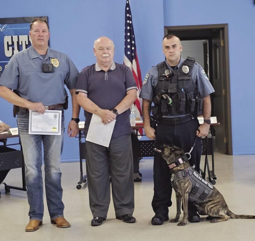 Kimberling City officially has K9 Officers again | News Free ...