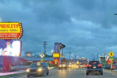 Spring break brings tourists back to Branson | News Free ...