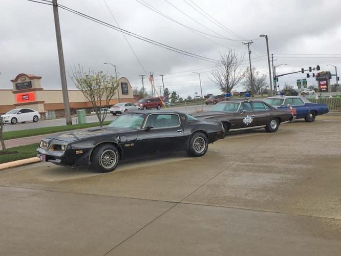 Branson car show features fun varitey of classic, movie cars ...