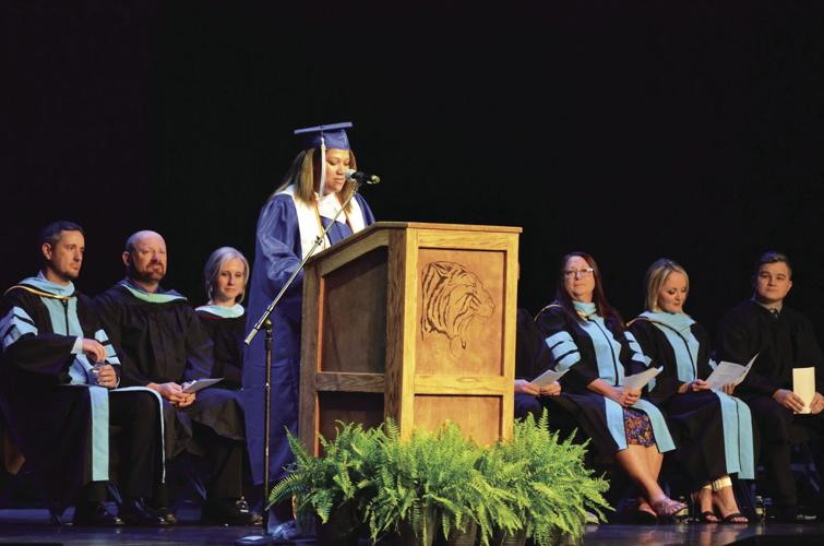 Hollister hosts commencement ceremony for 2023 seniors | News Free ...