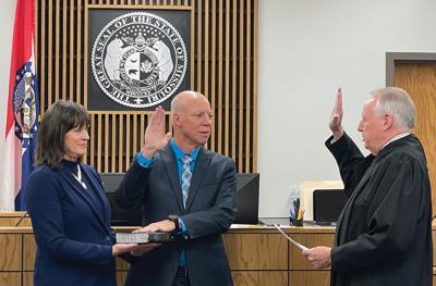 Selby sworn in as Stone County judge | Local News | bransontrilakesnews.com