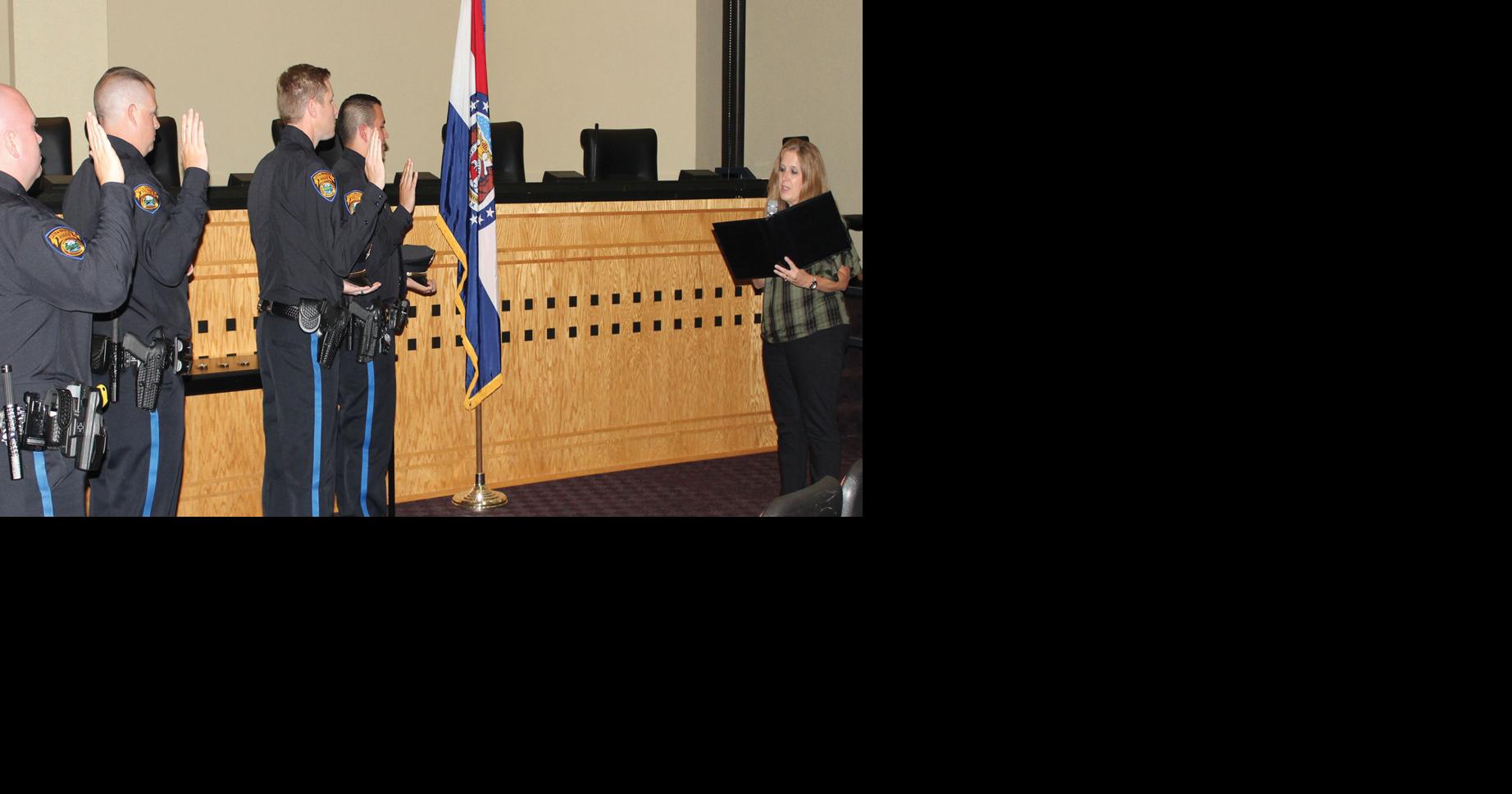 Police Dept. welcomes new officers | Local News | bransontrilakesnews.com