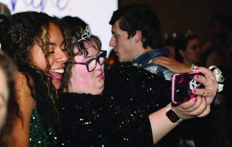 C of O hosts Night to Shine | News | bransontrilakesnews.com