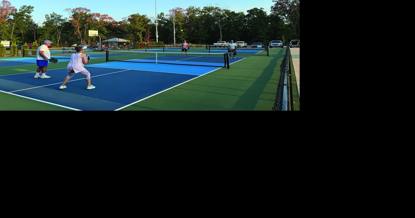 Great Pickle Race & Pickleball Tournament draws crowd | Local News ...
