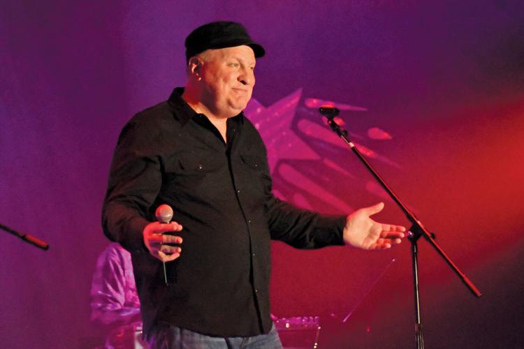 Collin Raye brings along No. 1 hits for Star Theatre performance ...