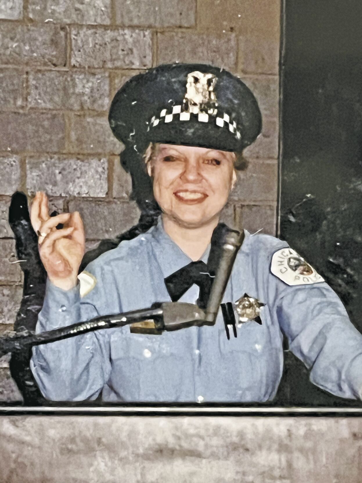 Retired cop publishes romance novel | Local News | bransontrilakesnews.com