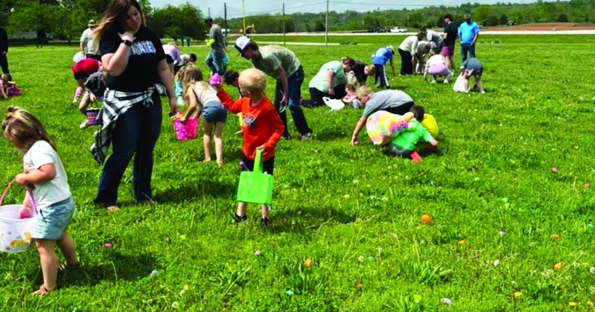 The community of Crane celebrates Easter after rain postponement | News ...