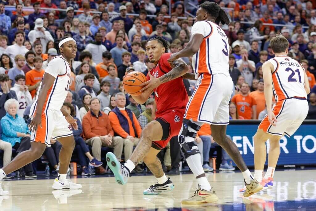 NC State coach Will Wade erupts at media over Darrion Williams questions