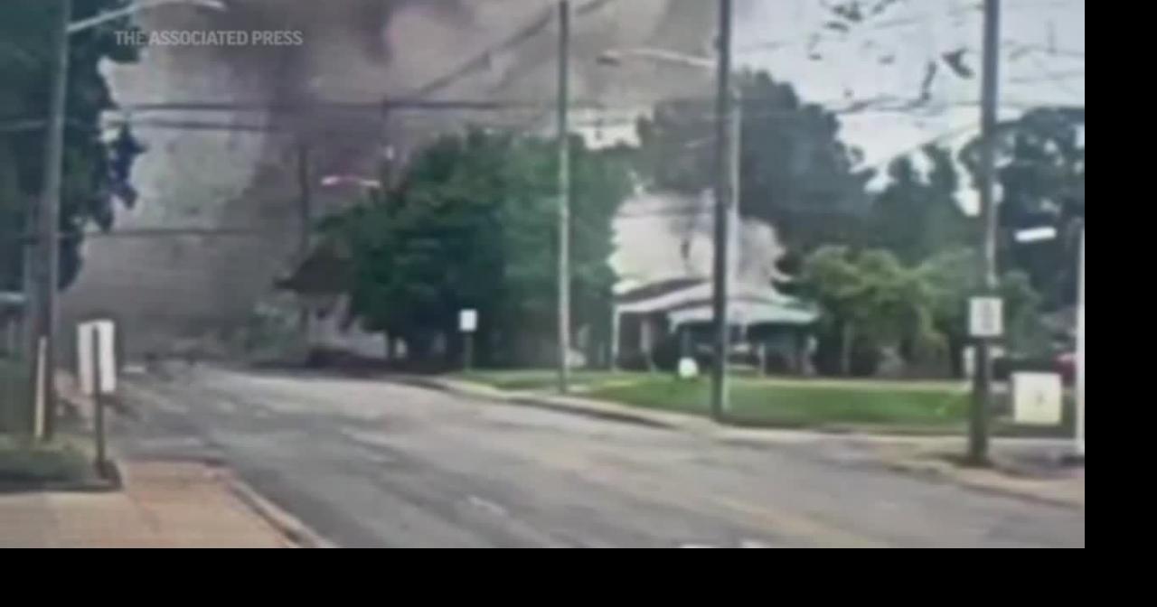 Video shows Indiana home explosion that killed 3