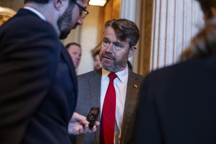 These 5 Republicans Broke With Trump on Venezuela War Powers