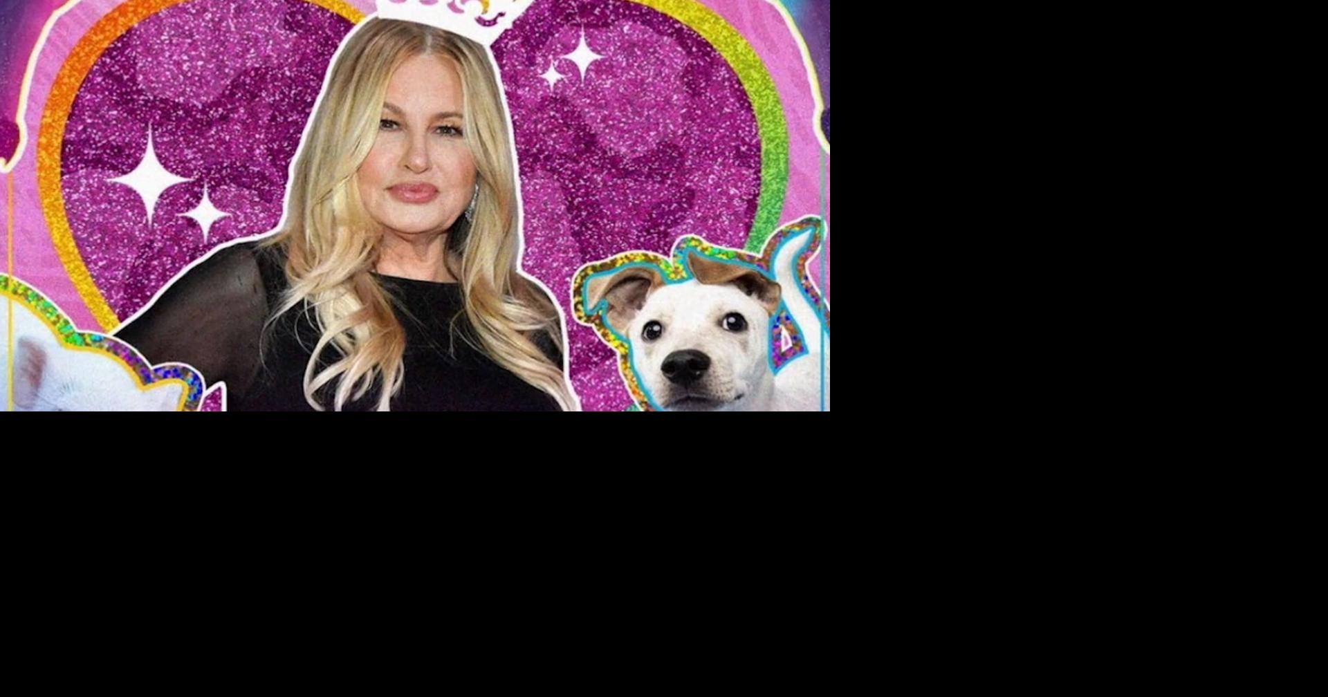 Jennifer Coolidge wins PETA's 2023 Vegan Queen Award