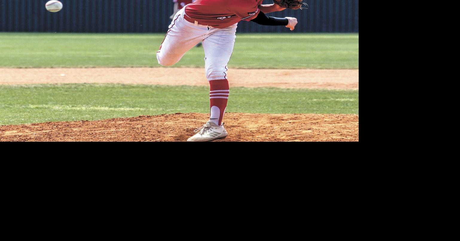 Panthers stay on roll, blast Luling | Sports | brenhambanner.com