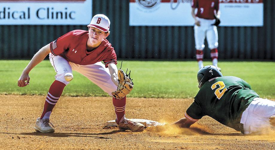 Panthers stay on roll, blast Luling | Sports | brenhambanner.com