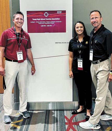 Van Hook siblings speak at THSCA convention | Sports | brenhambanner.com