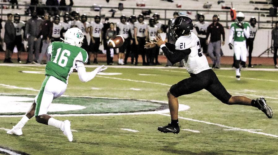 Brenham football seals 13-5A's second seed with win over Weiss | Sports ...