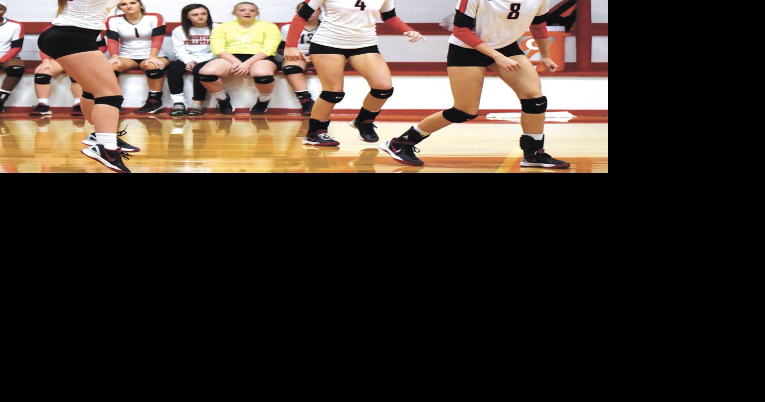 Lady Panthers remain undefeated in district with sweep of Somerville ...