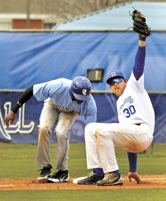 Blinn wins two in opener of Round Robin | Sports | brenhambanner.com