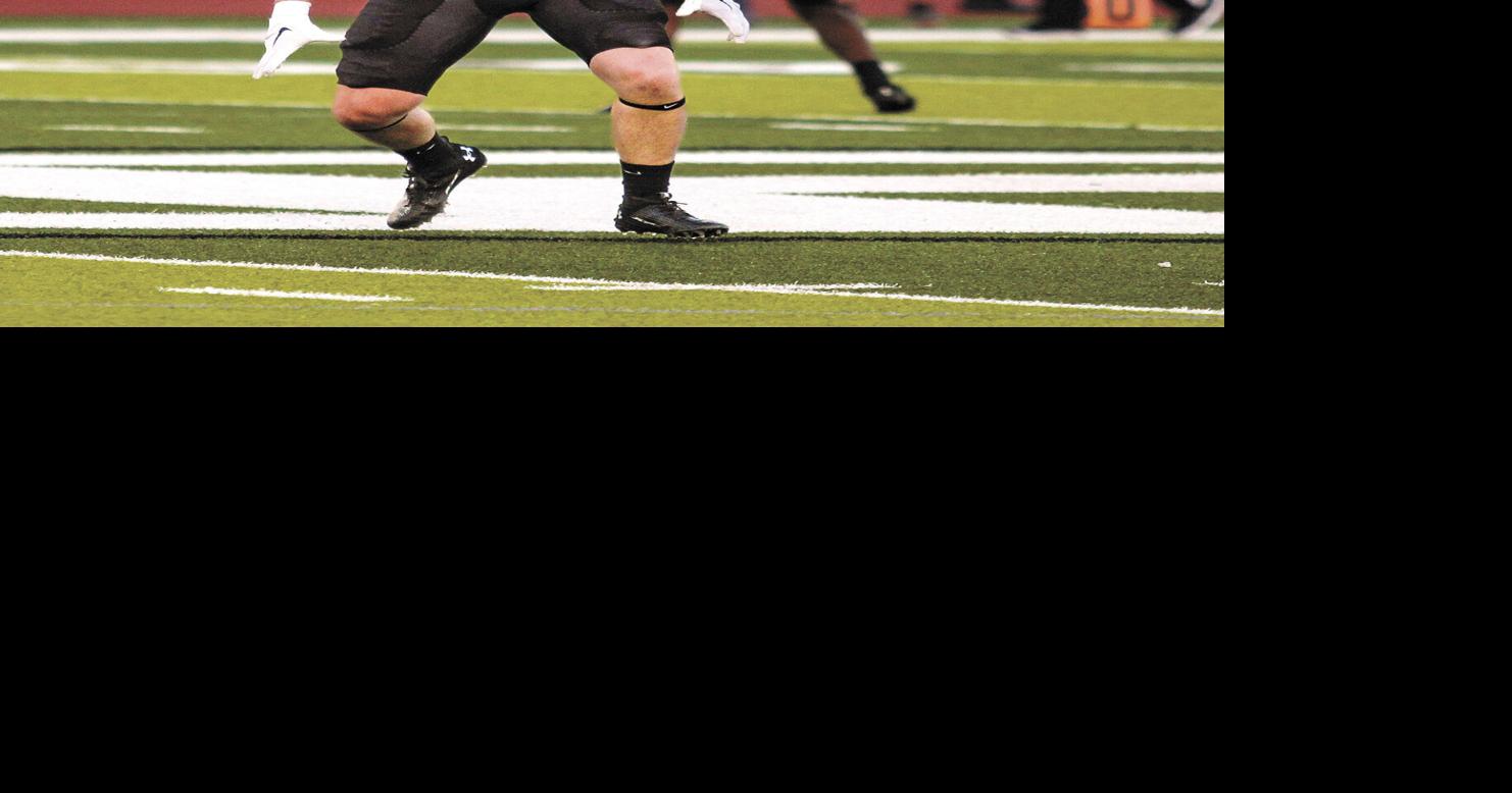 Brenham Football vs New Braunfels | Sports | brenhambanner.com