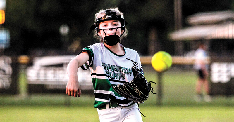 Sommer expertly manages tight pitching spots in win over Weimar ...