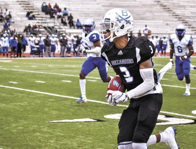 Blocked field goal turns into game-winning touchdown as Kilgore edges ...