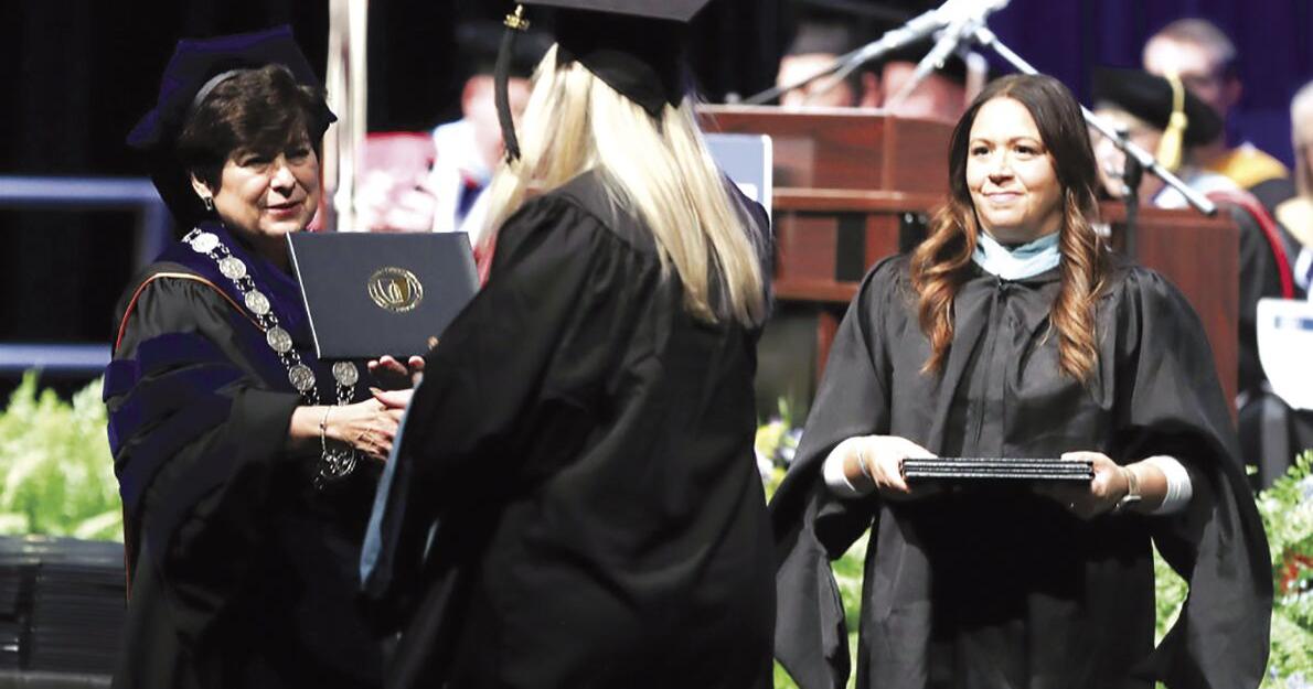 DAS Commissioner Gilman offers advice to 870 CCSU winter graduates ...