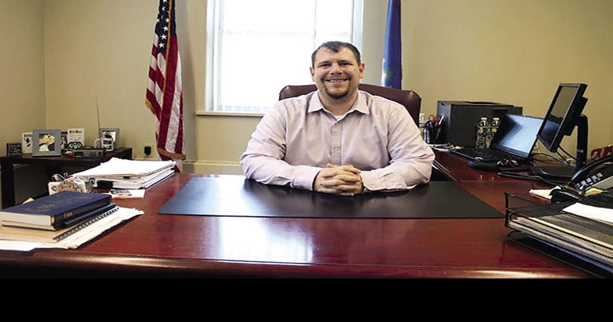 Plymouth mayor pursuing grants | News | bristolpress.com