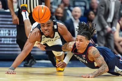 No. 6 UConn bounces back with late run to pull away from Butler, 80-70 ...