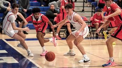 St. Paul girls defeat WCA to get back into the in column, boys fall 89 ...