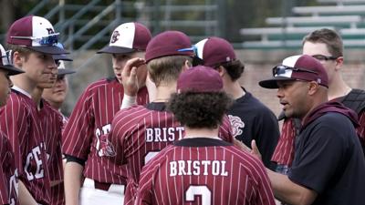 Area playoff preview: baseball, softball first round of playoffs begin ...