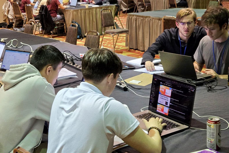 Bristol student part of award-winning ECSU team at collegiate IT ...