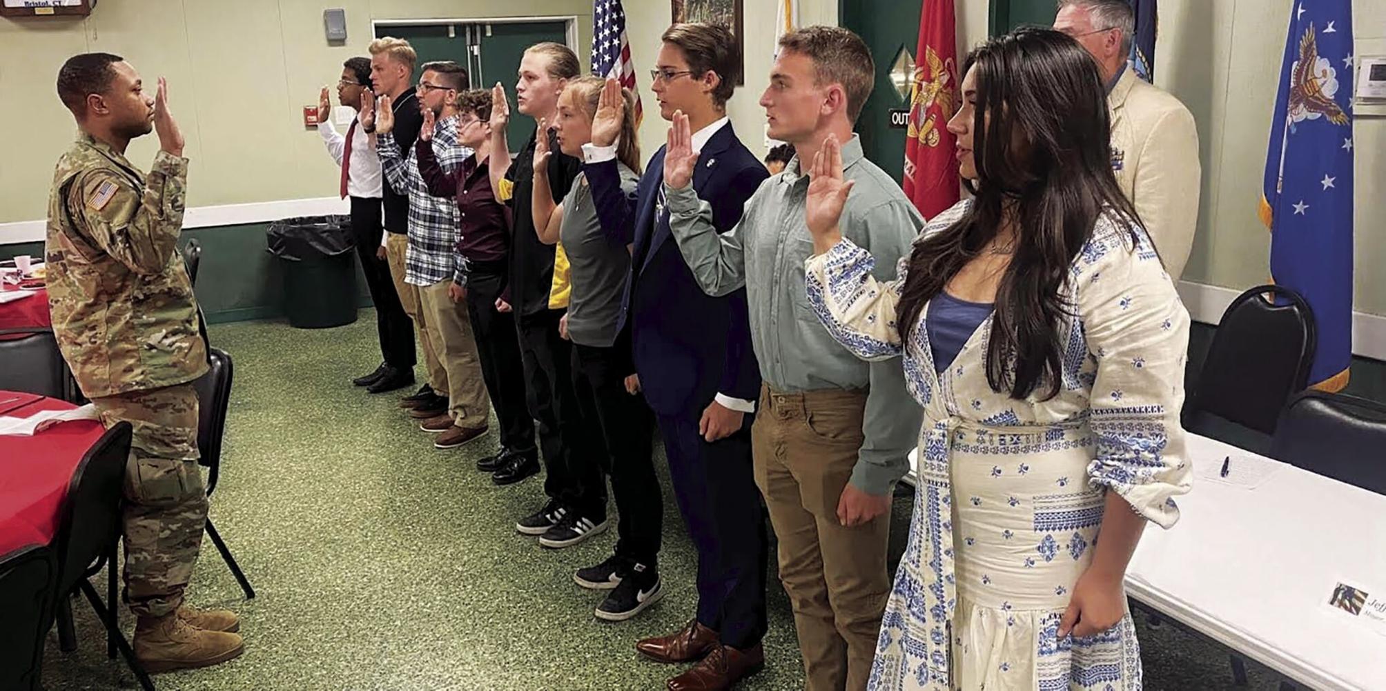 Annual Bristol military salute dinner on May 8 | News | bristolpress.com