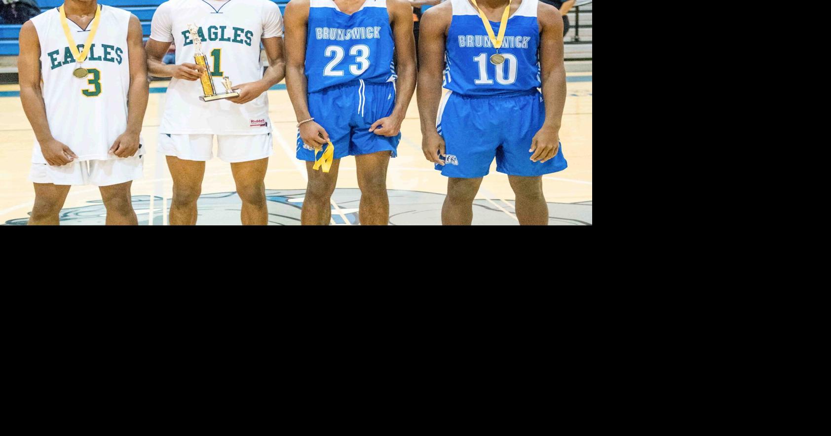 Bulldogs fall to Eagles in Holiday Title Game | Sports | brunswicktimes ...
