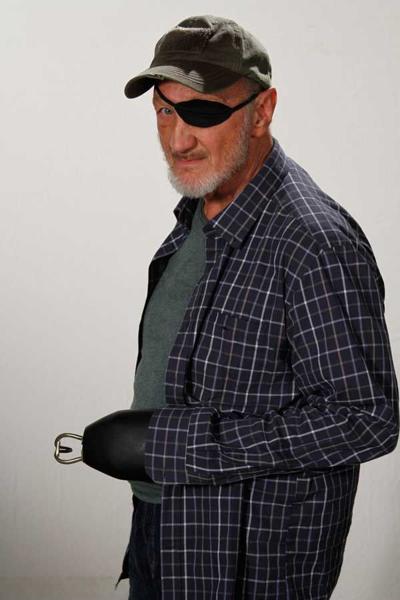 ‘Nightmare’ man Robert Englund returns to ‘Lake Placid’ | Bryan Times ...