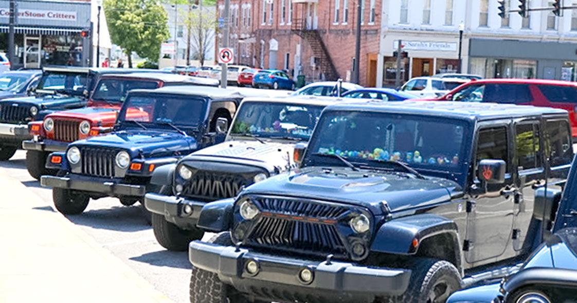 Jeep enthusiasts filled the square | News | bryantimes.com