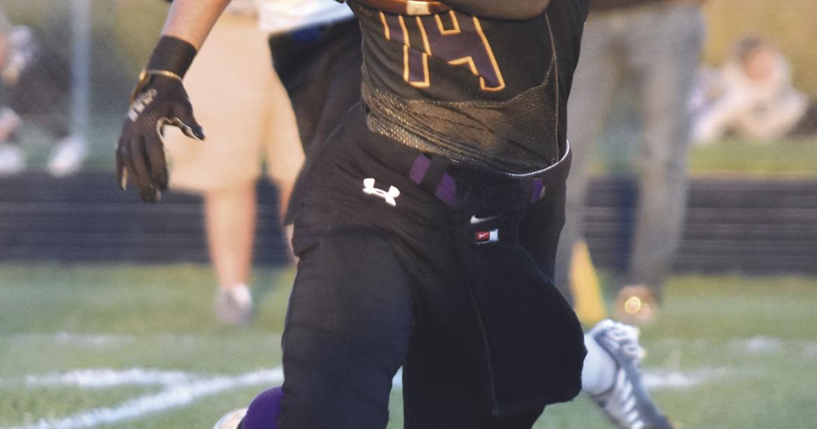 Holgate football romps Stryker | Bryan Times | bryantimes.com