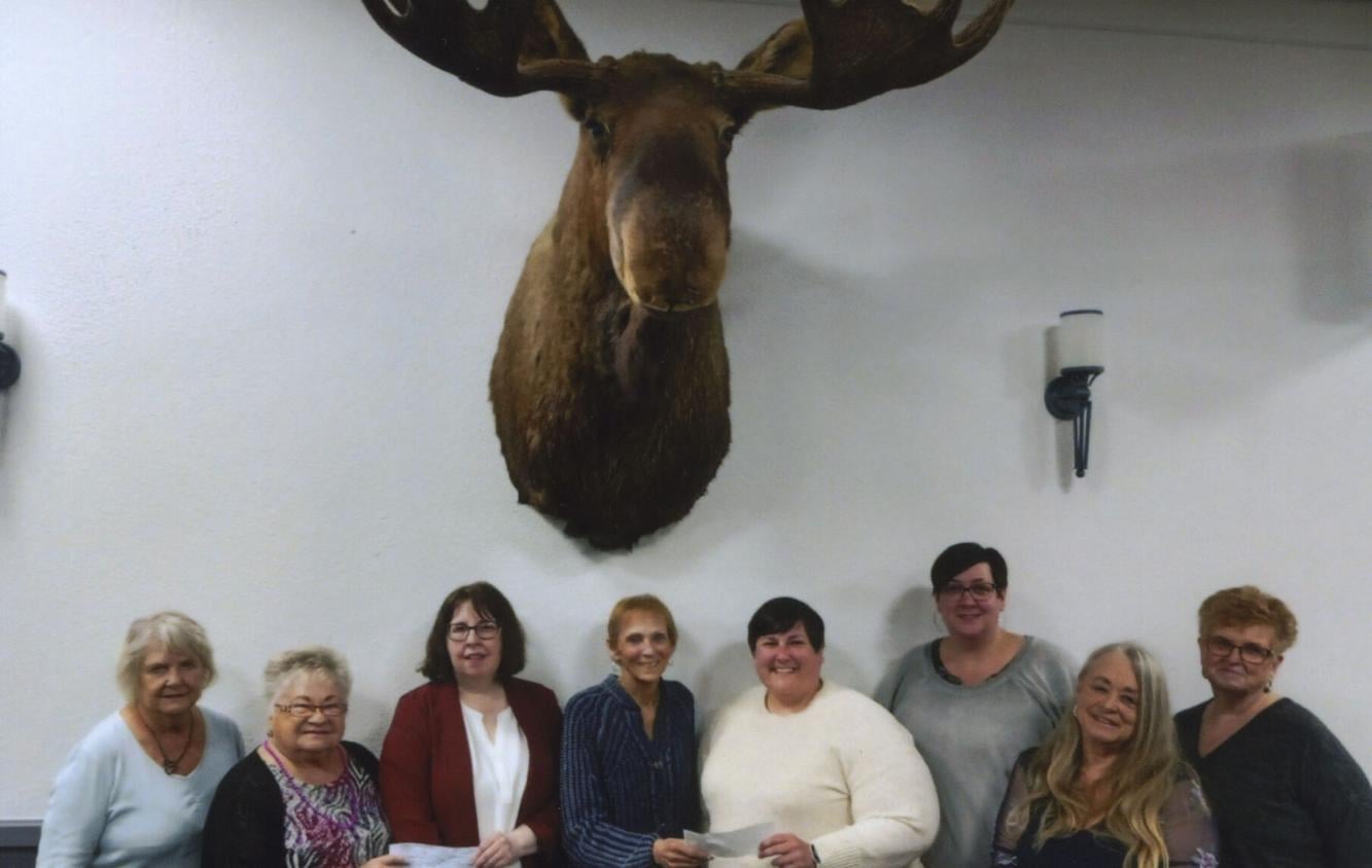 Women of the Moose make donations | Local News | bryantimes.com