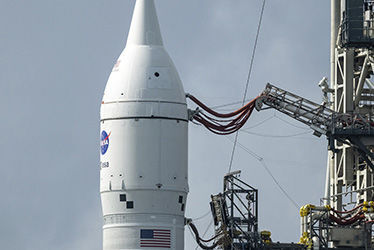 NASA's new mega moon rocket, Orion crew capsule | | bryantimes.com